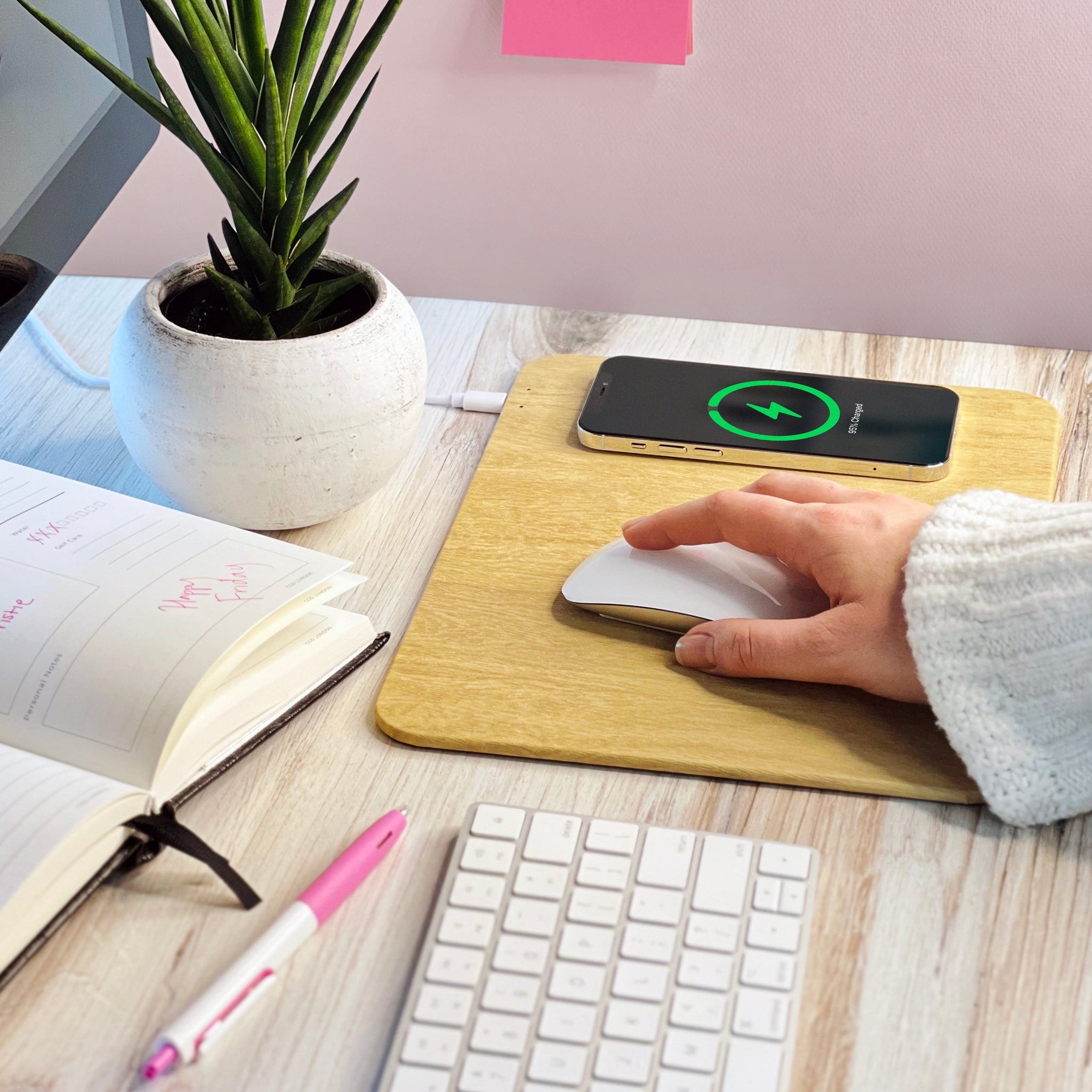 Power Pad Qi Charger Mouse Pad : Natural Wood – Tech Candy